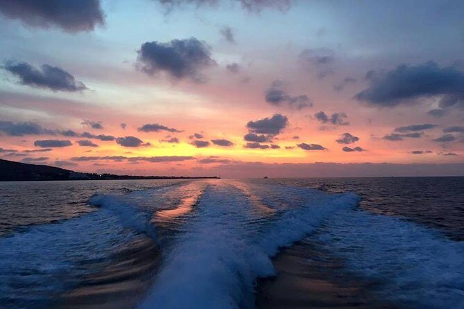 Santorini Traditional Villages and Oia Sunset Tour - Exploring the Itinerary in Detail