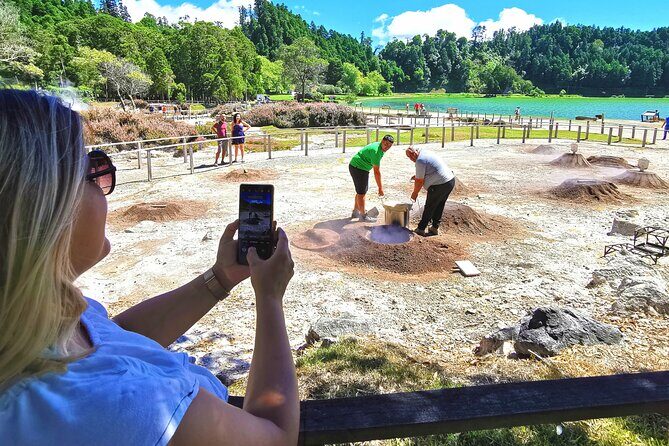 São Miguel, Azores - Private Tour in 8 seats van "Exclusively for You" - What Sets This Tour Apart?