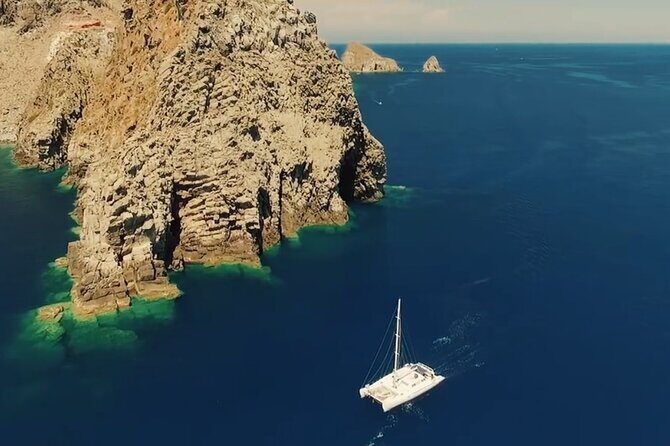 Saranda Catamaran VIP to Krorez and Kakome Beach with Lunch - The Practical Details