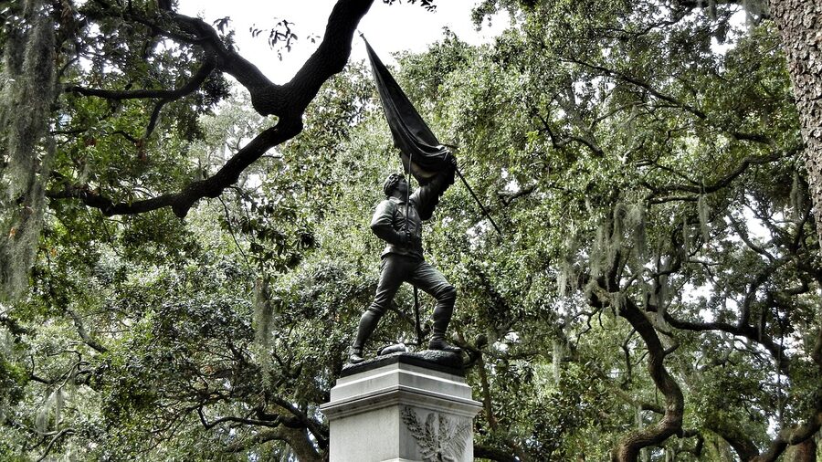 Monument statue in a Savannah square
