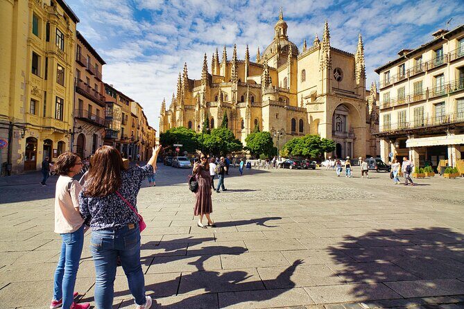 Segovia and Avila Guided Day Tour from Madrid - Guide Quality & Insights