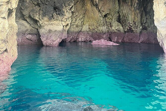 Sesimbra Boat Tour by the Coast in the Marine Park - FAQ