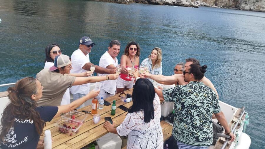 Sesimbra: Boat Trip with Snorkeling at Secret Beaches and Bays - What Makes This Boat Trip Stand Out?