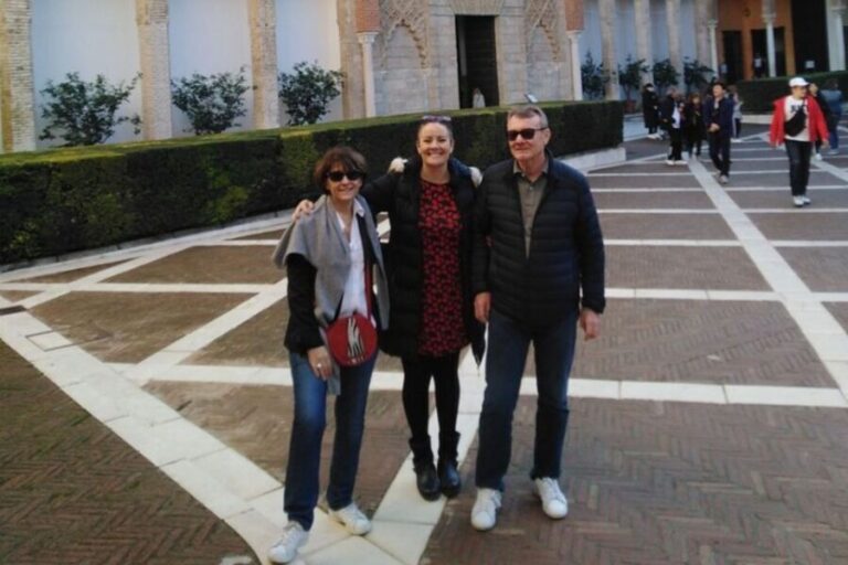 Seville: Private custom tour with a local guide - Why This Tour Works Well for Many Travelers