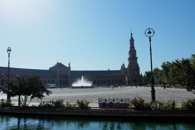 Seville tour with private car - FAQs