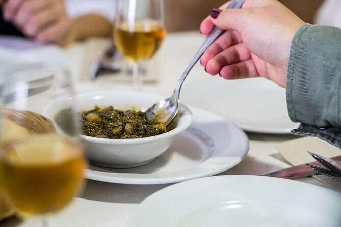 Seville: Triana Market Tapas Tour - Authenticity and Cultural Insights