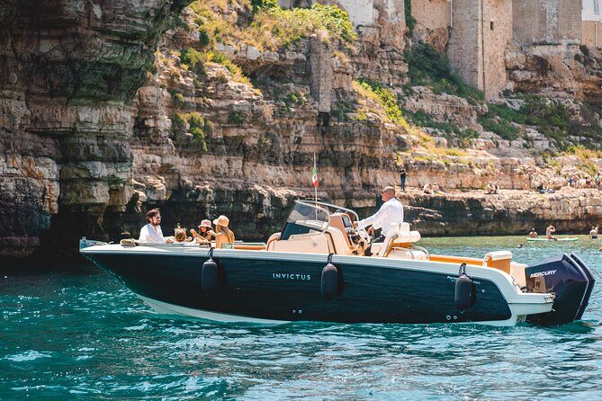 Shared tour of Polignano a Mare by boat with prosecco - What to Expect on the Tour