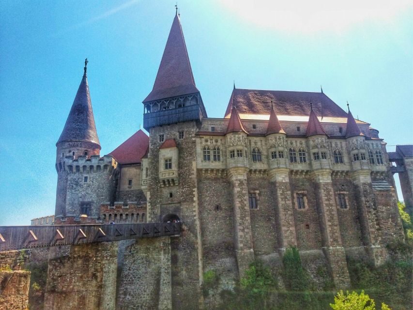 Sibiu: Alba Iulia and Corvin Castle Guided Tour - Transportation and Practicalities