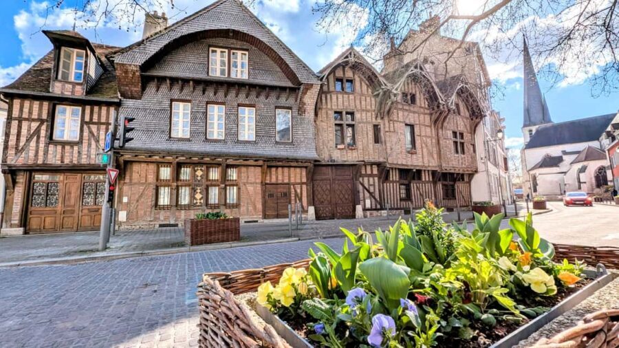 Sightseeing tour of the historic center of Troyes - Why This Tour Offers Great Value