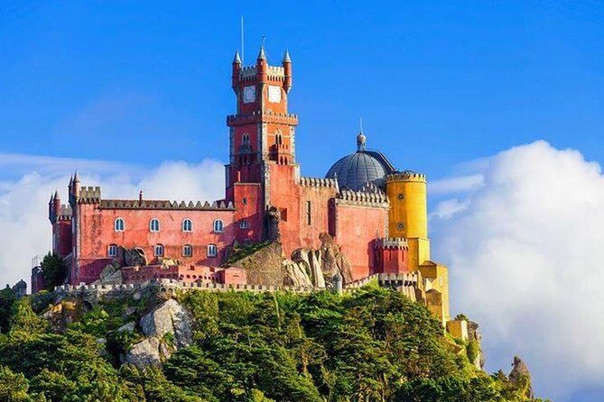 Sintra and Cascais Private Personalized Full-Day Experience - Exploring Sintra’s Historic Center