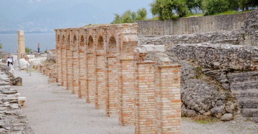 Sirmione: Grotte di Catullo Archeological Tour - The Experience: A Closer Look
