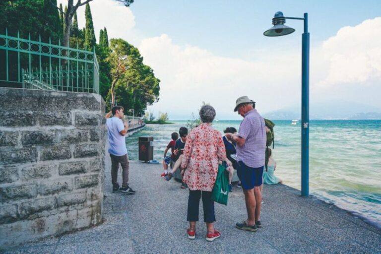 Sirmione: Village Highlights Walking & Lake Garda Boat Tour - Who Should Book This Tour?