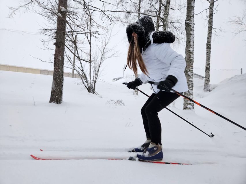 Ski or Snowshoe rental in Sea Lapland - The Experience of Skiing and Snowshoeing in Lapland
