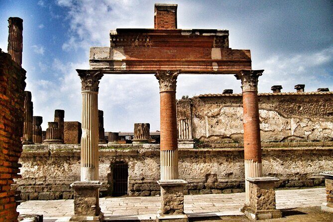 Skip the line Pompeii Guided Tour - Authentic Experiences from Reviews
