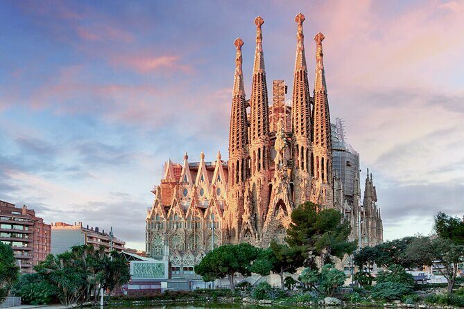 Skip the Line Sagrada Familia Guided Tour & Optional Cava Upgrade - Practical Tips for Your Visit