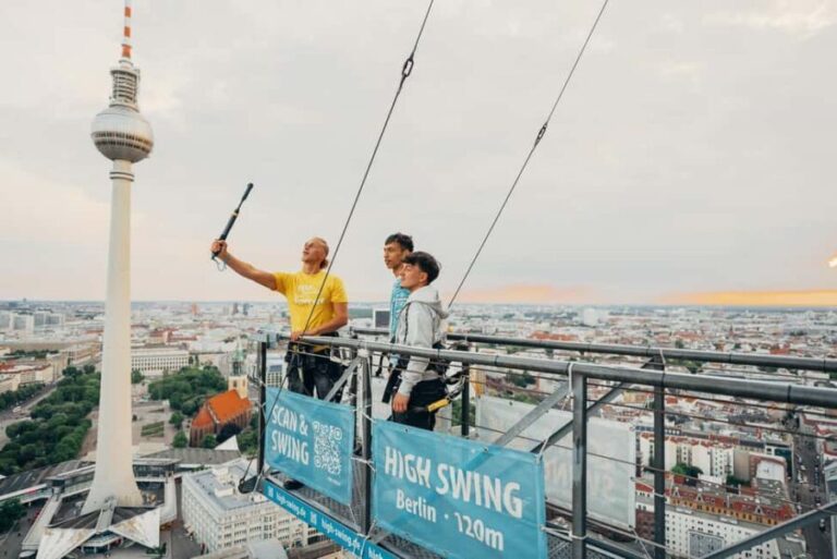 Sky Walk - 120 Meters above Berlin - The Experience in Detail
