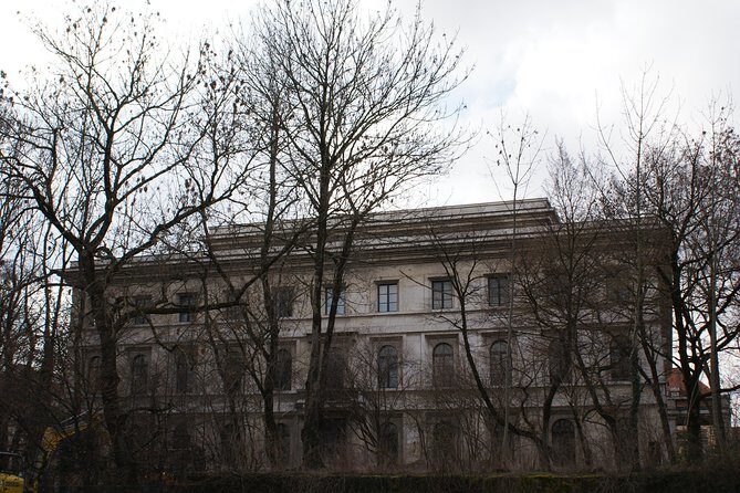 Small-Group 2-Hour Munich and The Third Reich Walking Tour - Why You Should Book This Tour