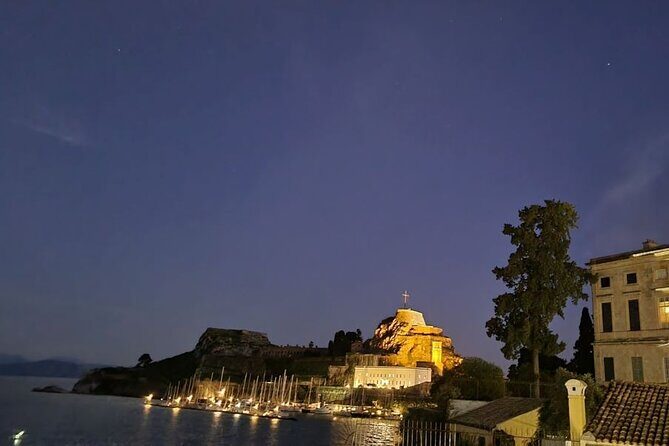 Small Group: Corfu Evening Walking Tour with a Glass of Wine - Practicalities and What to Expect