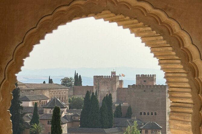 Small Group Guided Tour of the Alhambra and Generalife - The Value of Guided Tours at the Alhambra