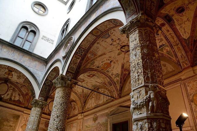Small-Group Palazzo Vecchio Secret Passages Tour with Lunch Or "Gelato" - An In-Depth Look at the Experience