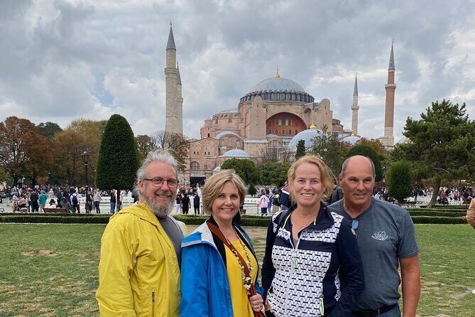 Small Group Tour: Hagia Sophia, Basilica Cistern, Blue Mosque and Grand Bazaar - Who Should Opt for This Tour?
