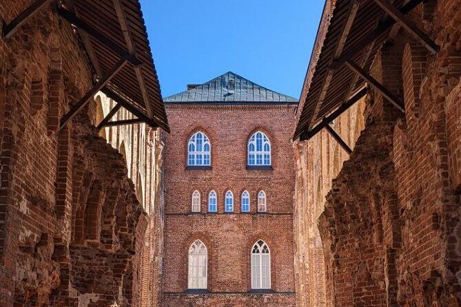 Small Group Walking Tour of Vana Lugu Tartu Old Town - The Experience from a Traveler’s Perspective