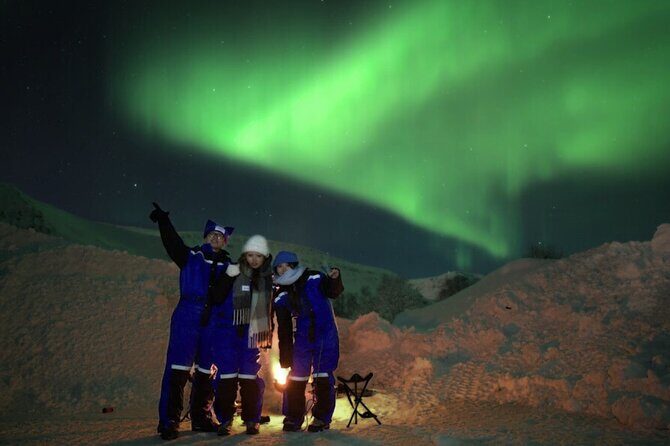 Small Northern Lights Tour Max 8 Guests Pickup and Photography - The Itinerary: What to Expect on This Northern Lights Adventure