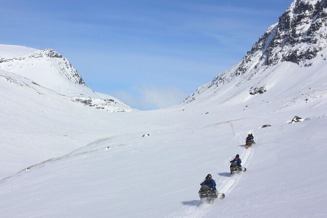 Snowmobile Evening Adventure outside Tromsø - Who Is This Tour Best Suited For?
