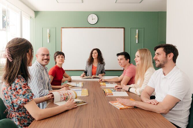 Spanish Group Course in Madrid, Spain: 20 Lessons - Location & Meeting Points: Ease & Convenience