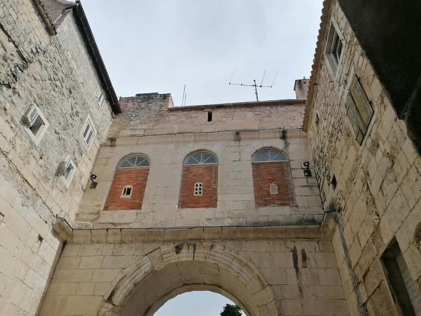 Split; Private Morning Walking Tour in Split - Scenic Stops and Local Flavors