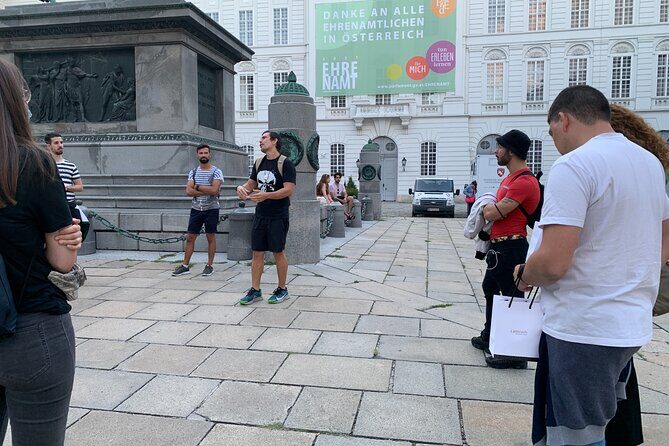 Spooky Vienna Ghost Tour in English - The Experience: Atmosphere and Group Dynamics