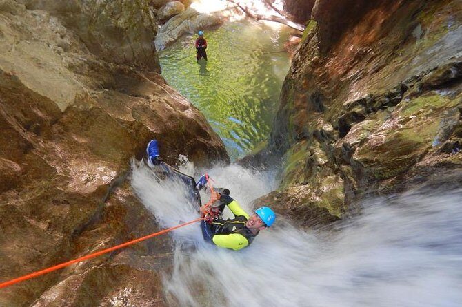 Sports canyoning in the Vercors near Grenoble - The Experience from the Reviewers’ Perspective