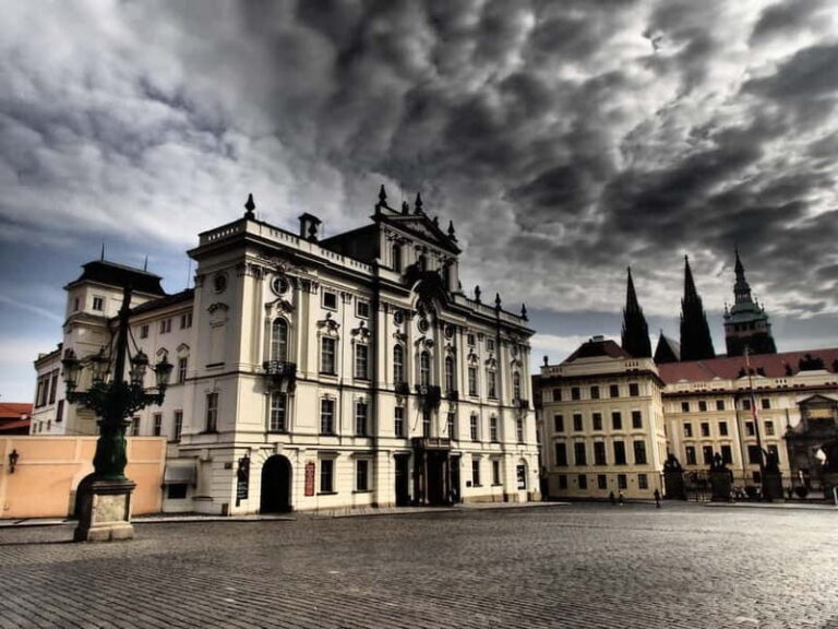 St Vitus Cathedral & Hidden Gems of Prague Castle - Why We Think This Tour Delivers Great Value