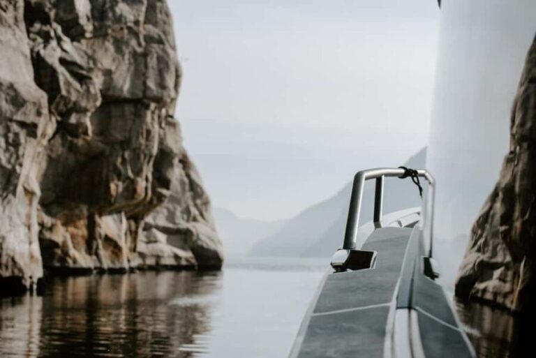 Stavanger: Boat Safari to Lysefjord and Preikestolen - FAQ