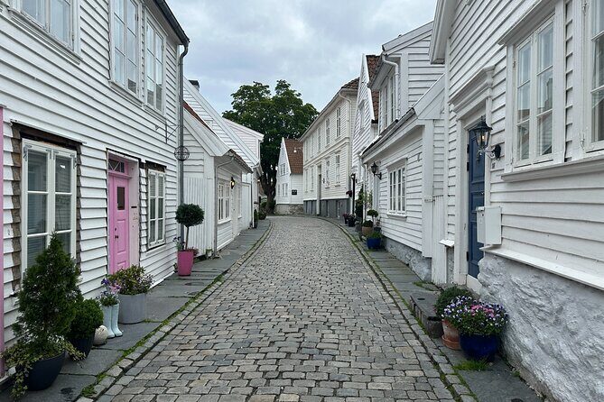 Stavanger's Historic Sites Smartphone App GPS Audio Walking Tour - FAQ
