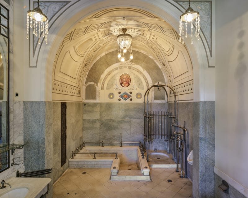 Stein: Guided tour of Count von Faber-Castell's castle - Why It’s a Great Choice for Certain Travelers