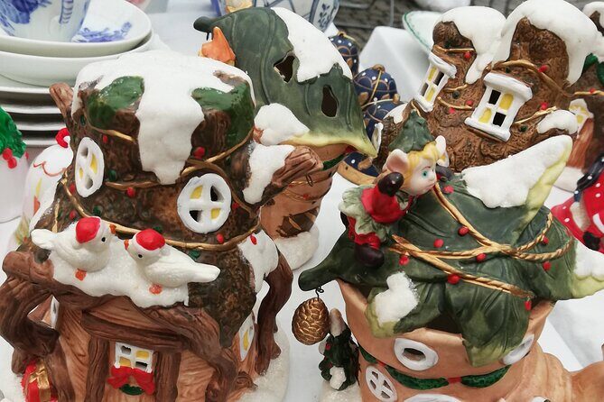 Stockholm Christmas Tour and Food Tasting Experience - Guides and Group Size