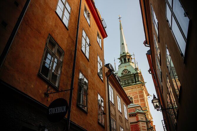 Stockholm must see: City Hall, Gamla Stan and Vasa Museum - Practical Considerations and Tips
