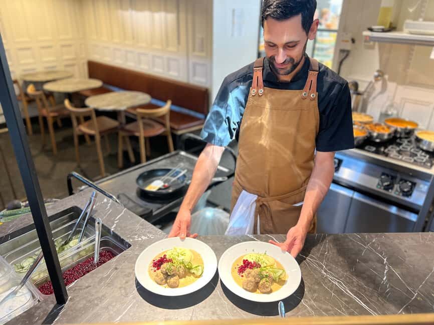 Stockholm: Old Town Food Tour of 7 Locals Favorites Tastings - Who Will Love This Tour?