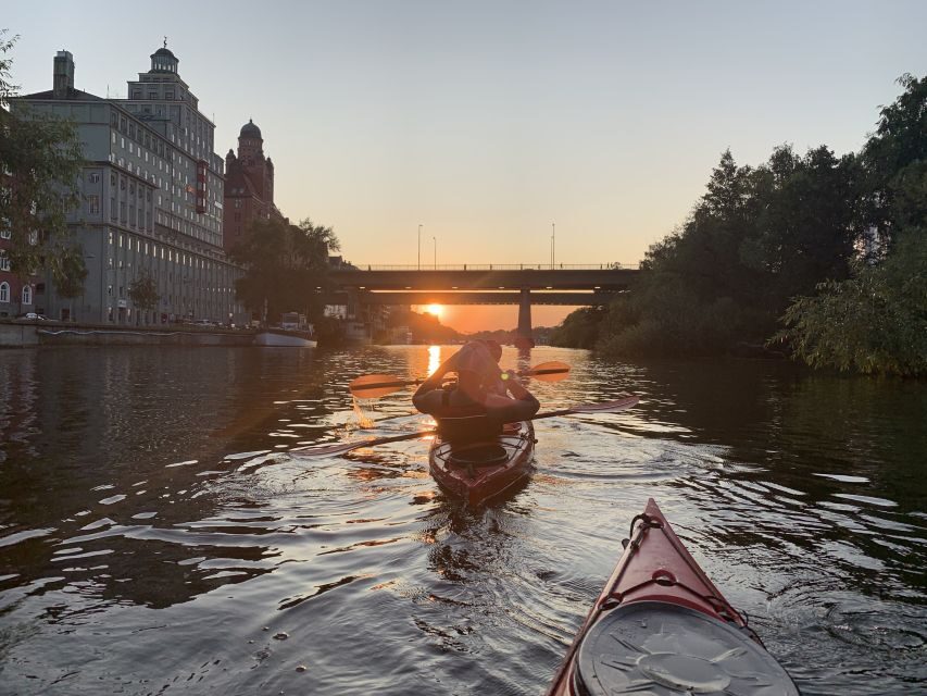 Stockholm: Sunset Kayak Tour in the City + Swedish Fika - The second paddle session and final return