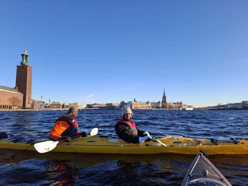 Stockholm: Winter Kayaking Tour through the City Centre - Exploring Stockholm by Paddle