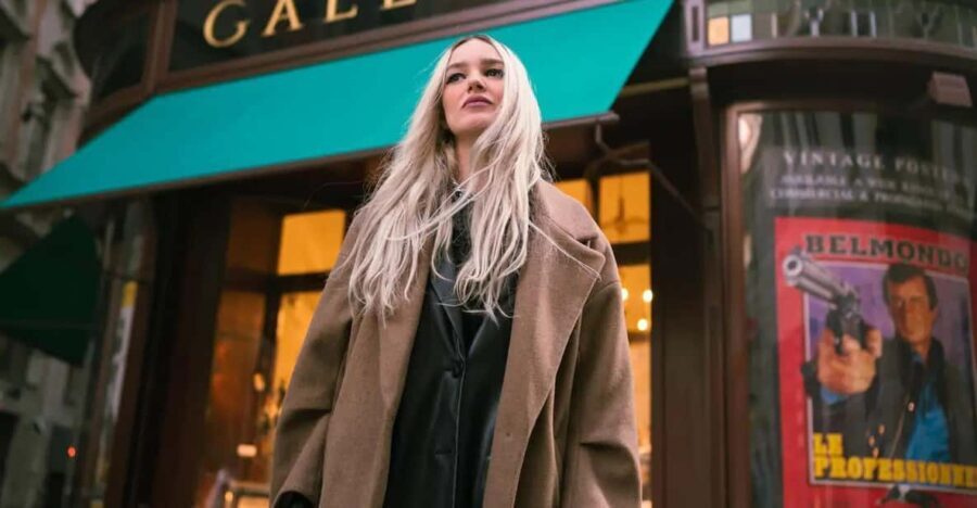 Street photos through the most beautiful streets of Budapest - Why Choose This Tour?