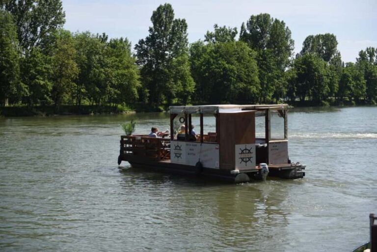 Stuttgart: Exklusive Floßboote Finne & Fischle - Scenic Highlights and Route