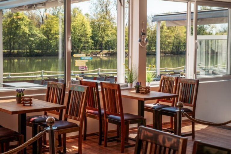 Stuttgart: Winterbrunch - Who Will Enjoy This Experience?