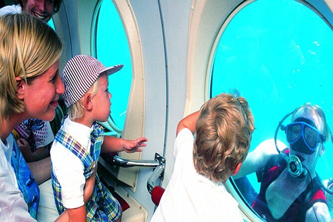Submarine tour Tenerife: a 1 hour underwater experience - The Experience for Travelers