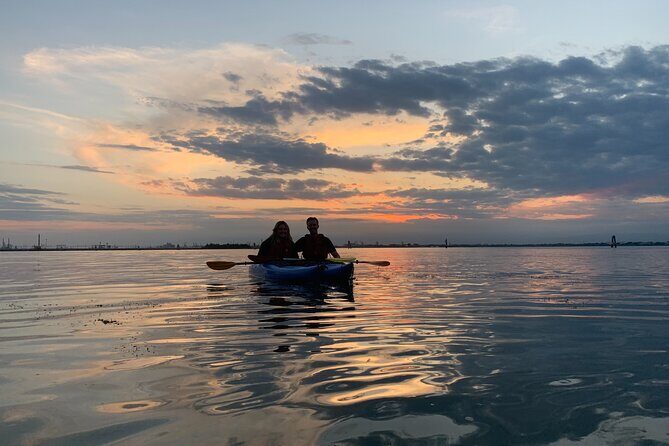 Sunset Kayak Tour in Venice: Discovering the Citys Canals - Practical Details and Considerations