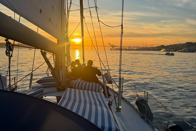Sunset sailboat tour in Lisbon with green wine - Who Is This Tour Best For?