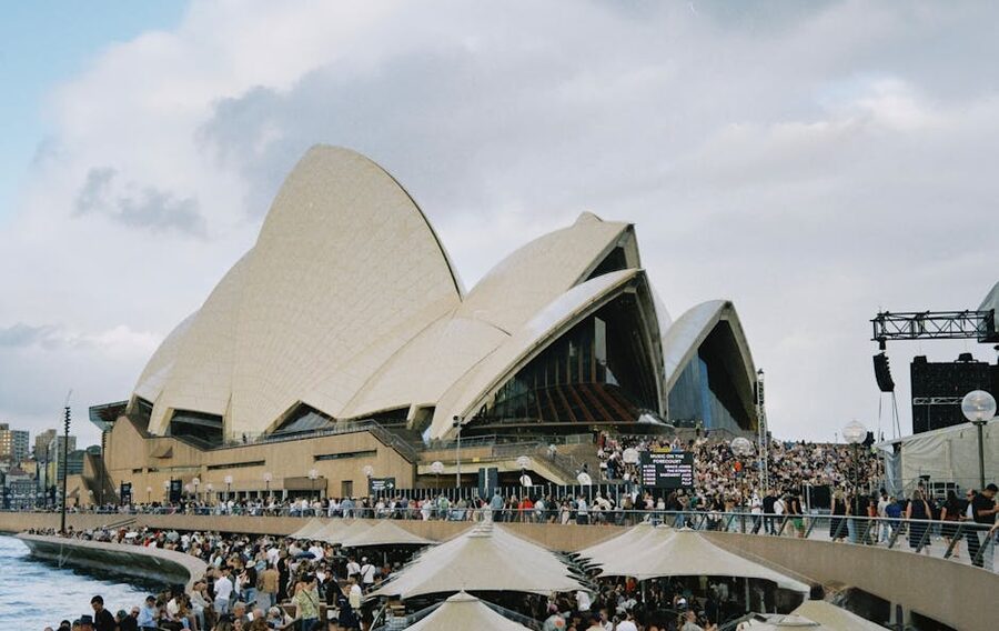 Crowd outside Sydney Opera House on a busy day