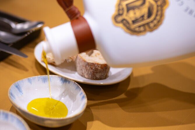 Symphony of Flavors - Corfu Old Town Food and Olive Oil Tasting - Learning About Olive Oil