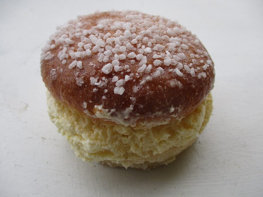 Tarte tropezienne brioche cake with sugar topping